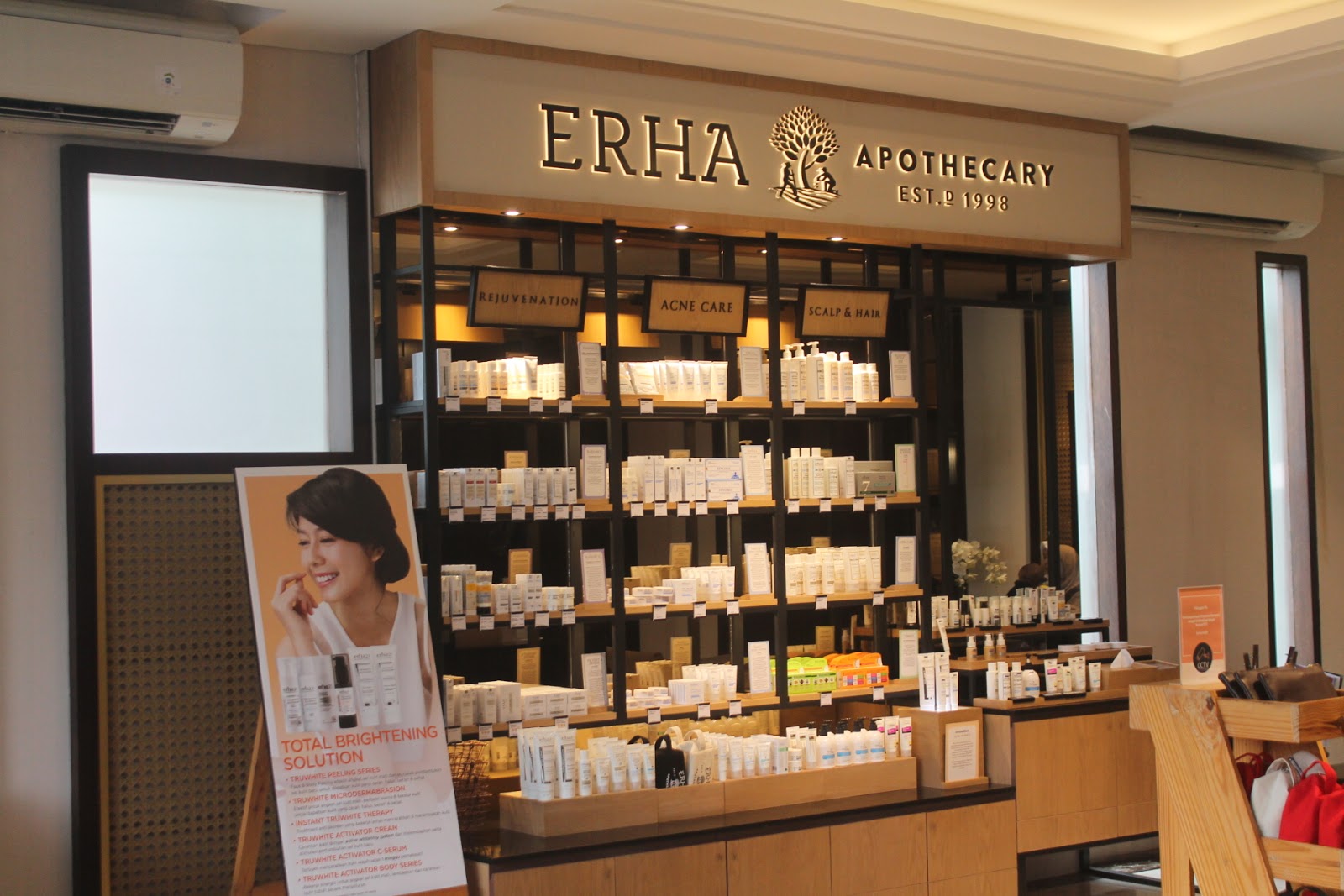 Berapa Biaya Facial Signature DPCT di ERHA Clinic?