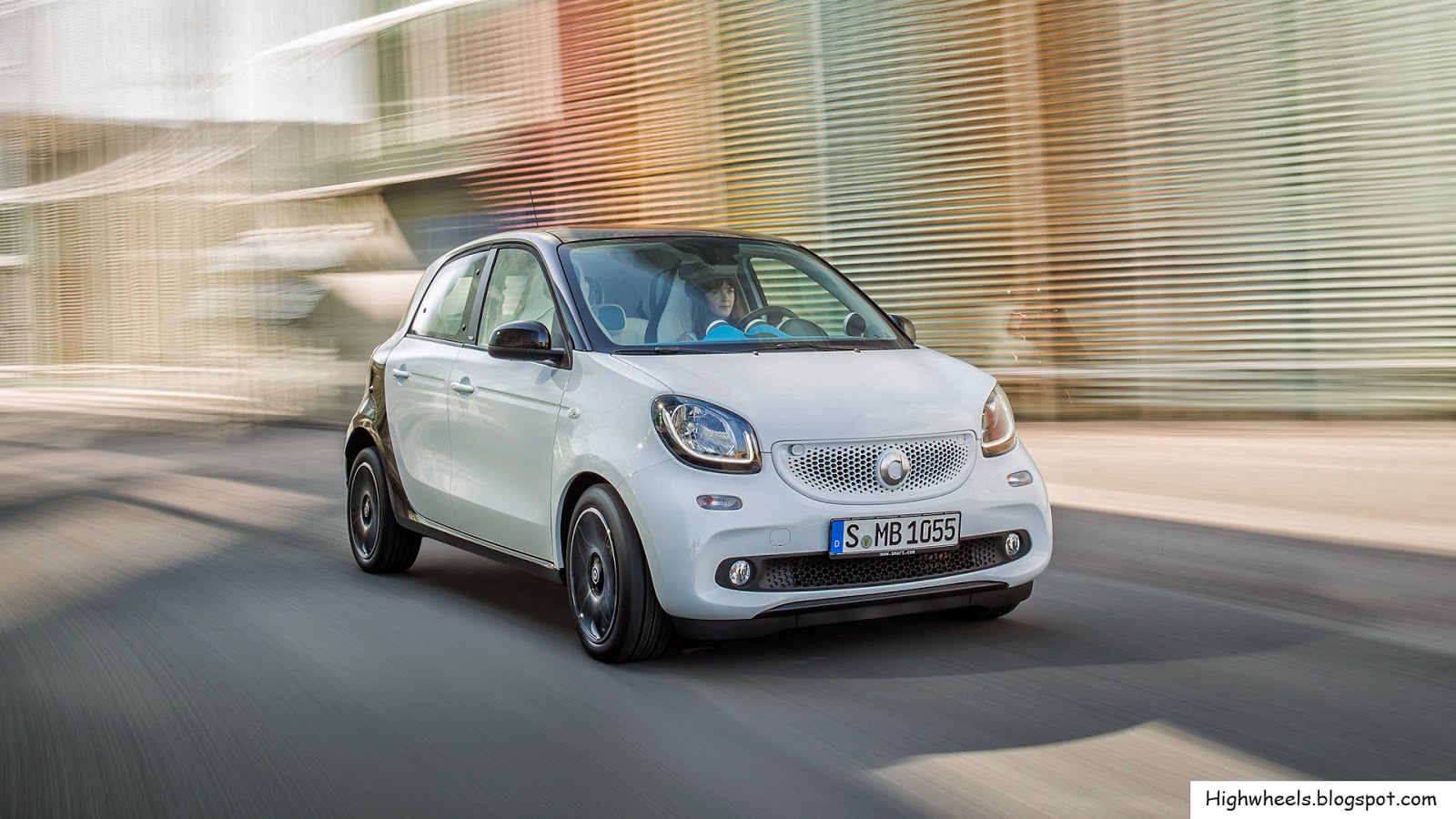 2015 Smart ForFour - High Wheels