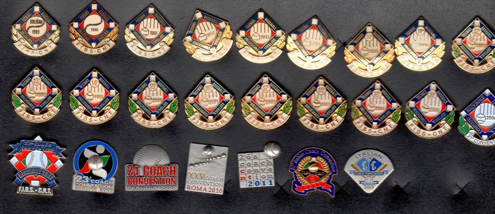 baseball pin collection display collecting : italian baseball pins ...