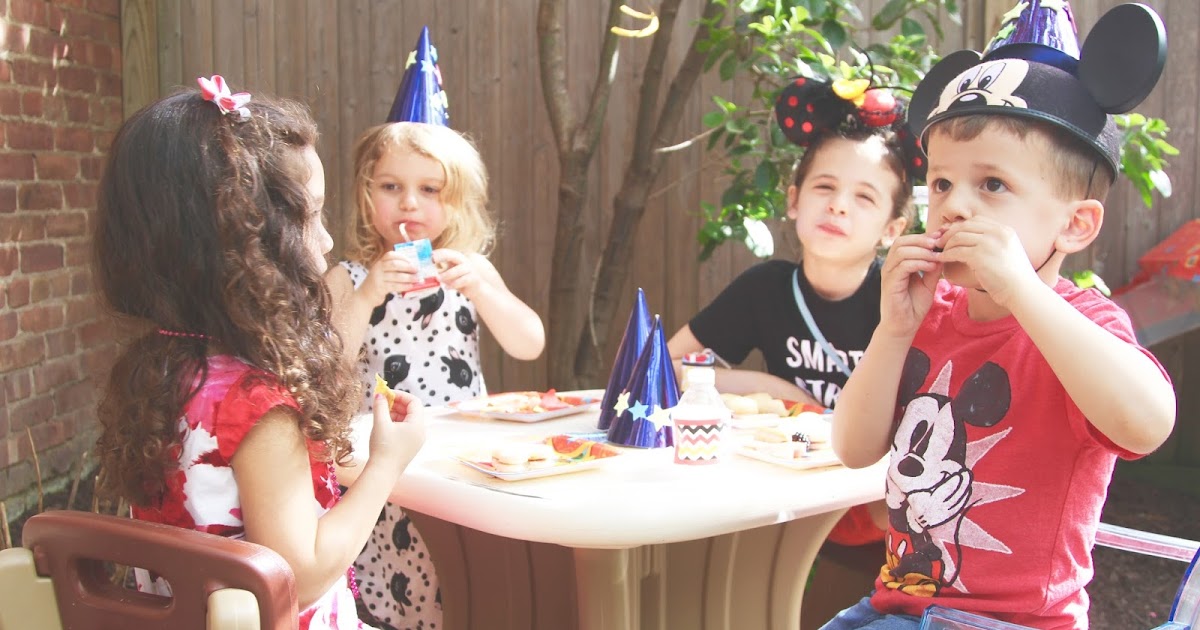 the sparkly life: How to Throw The Coolest-Ever Playdate {In ...