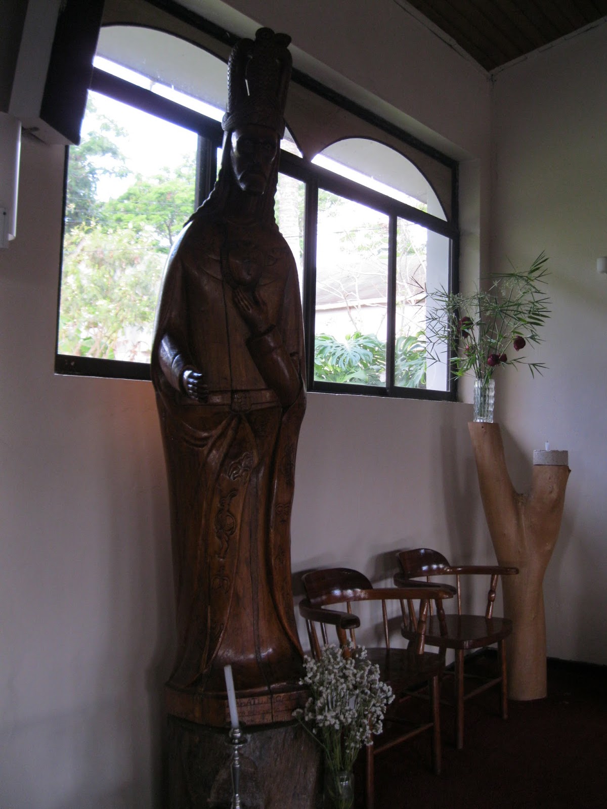 Bitacora de mi Chile: Isla de Pascua: Iglesia Santa María, Madre de ...