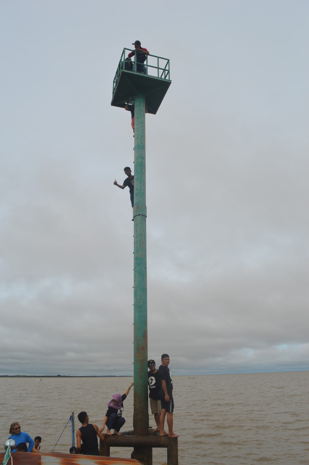Menikmati Keindahan Danau Semayang di Desa Pela ( Kota Bangun ) - Jejak ...