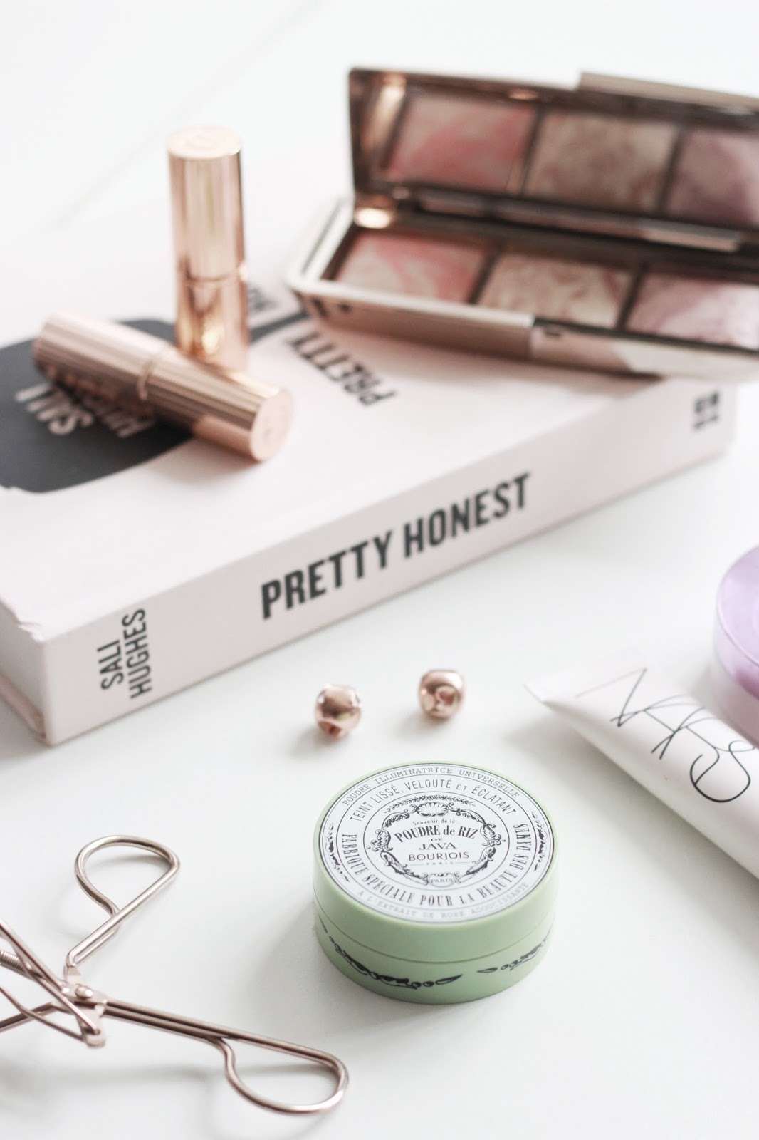 Makeup For Dehydrated Skin | Pint Sized Beauty