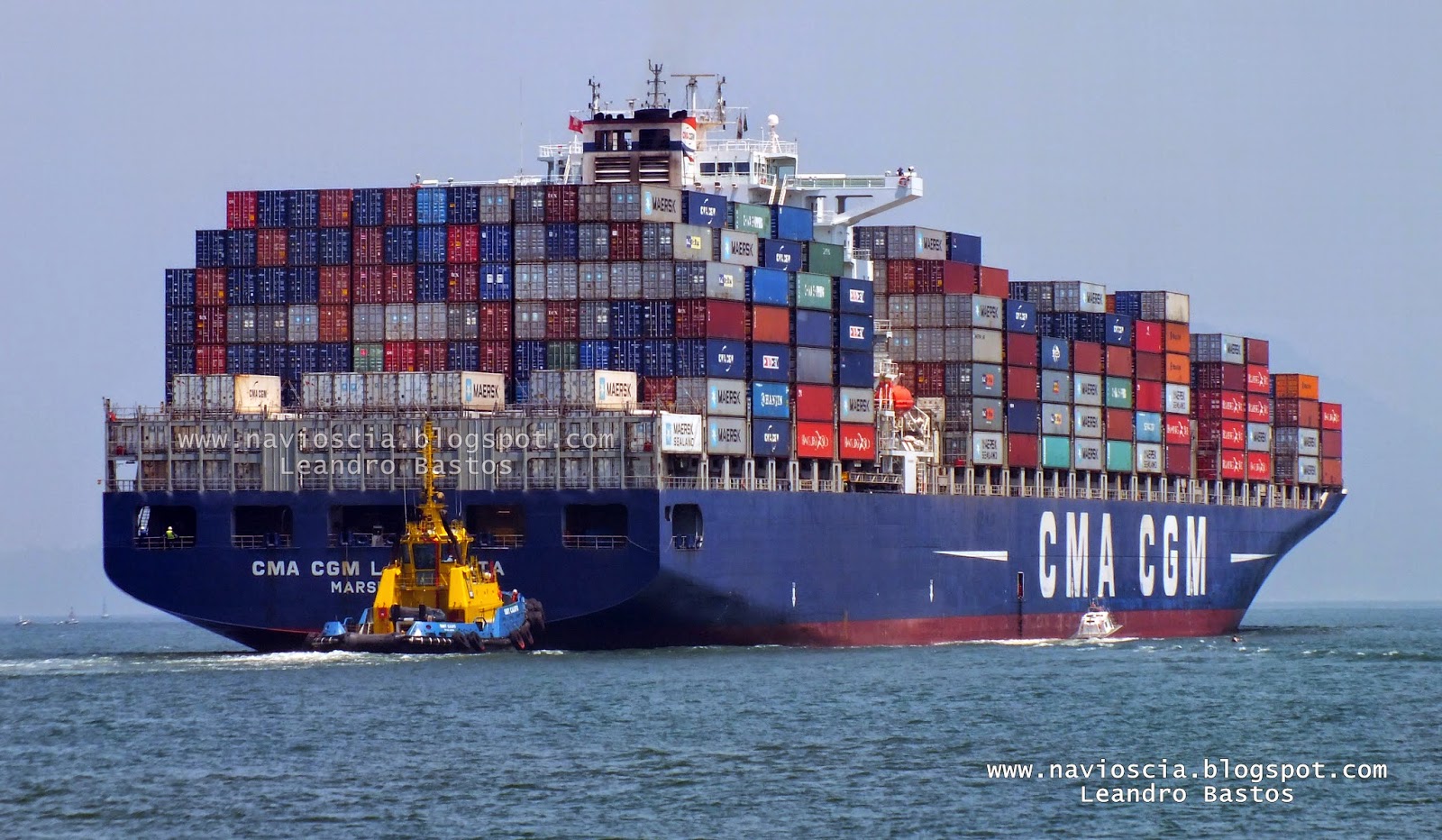 Navios de Santos & CIA: Navio CMA CGM LA TRAVIATA