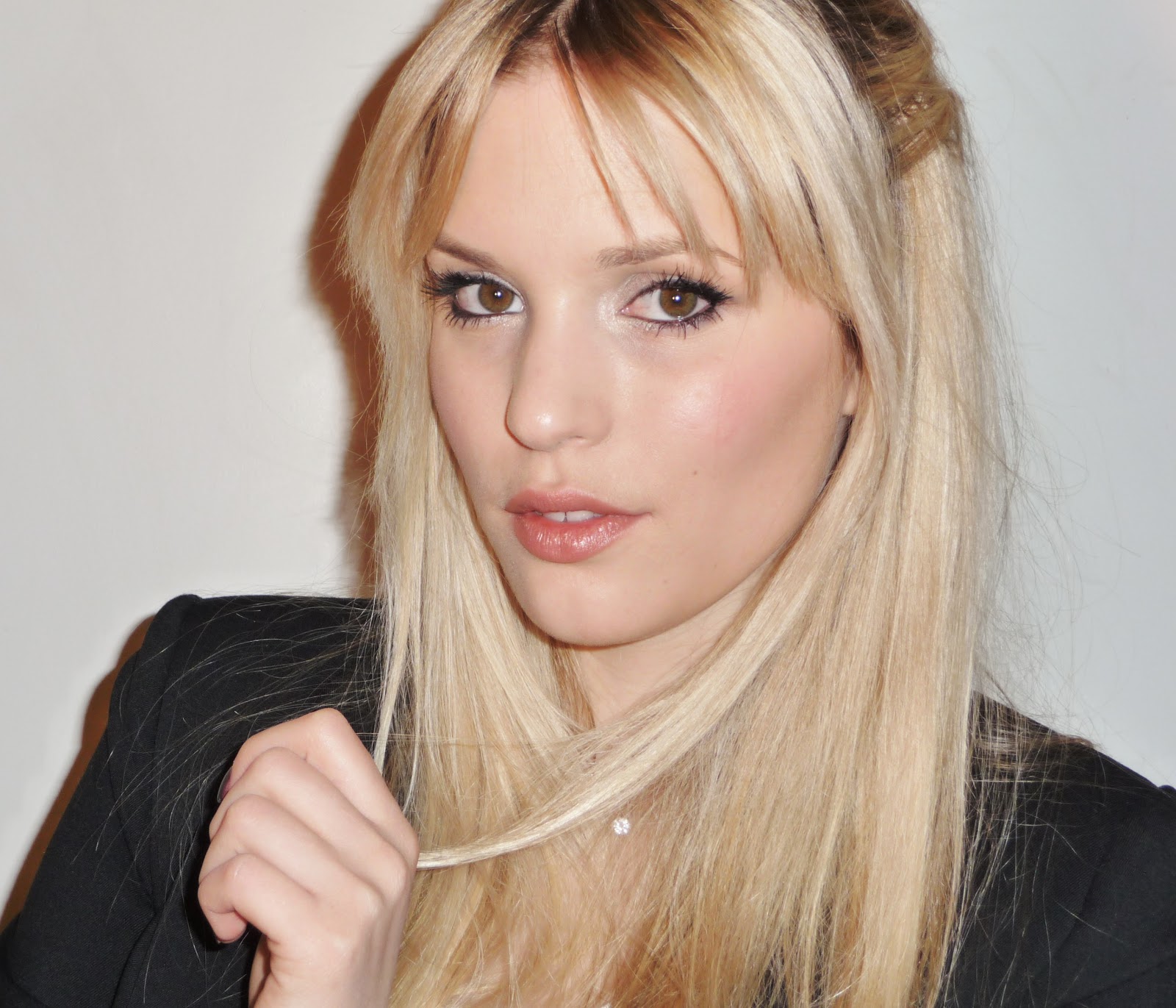 Jessica Machin's Instagram, Twitter & Facebook on IDCrawl