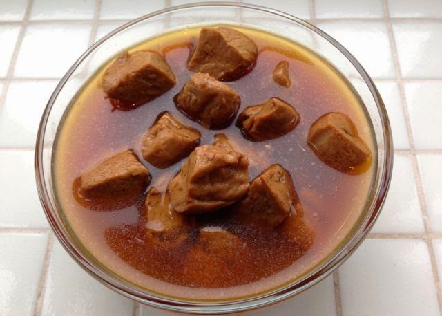 VEGANOO Vegan Reviews: Review: Nuvale 'Cubes' Seitan Chunks