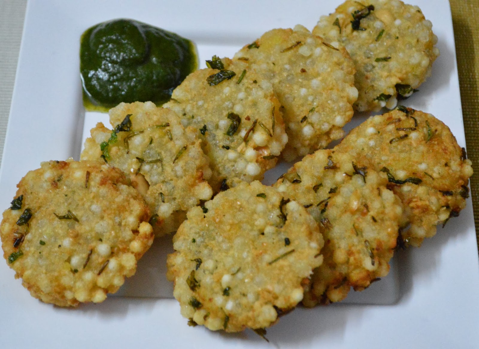 Lee’s Culinary Experiments : Sabudana Vada