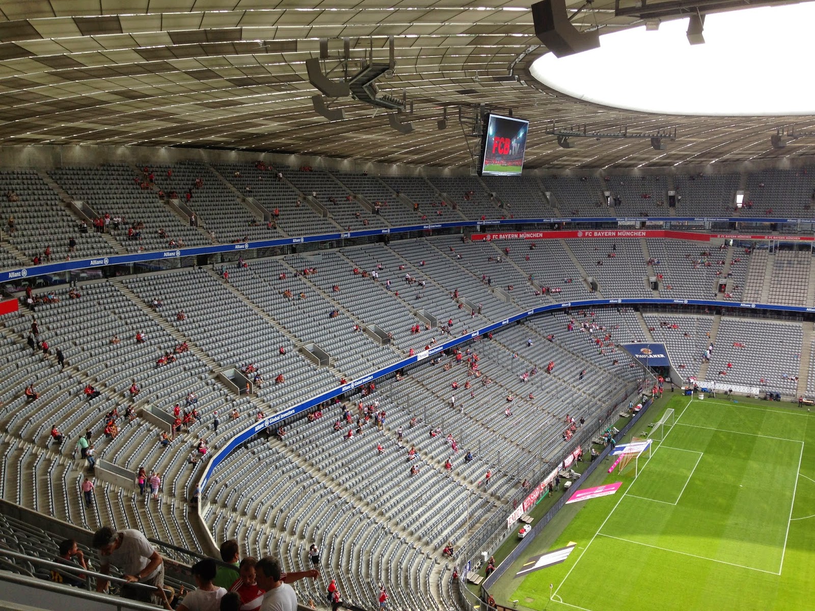Allianz Arena : Exterior & Interior Photographs