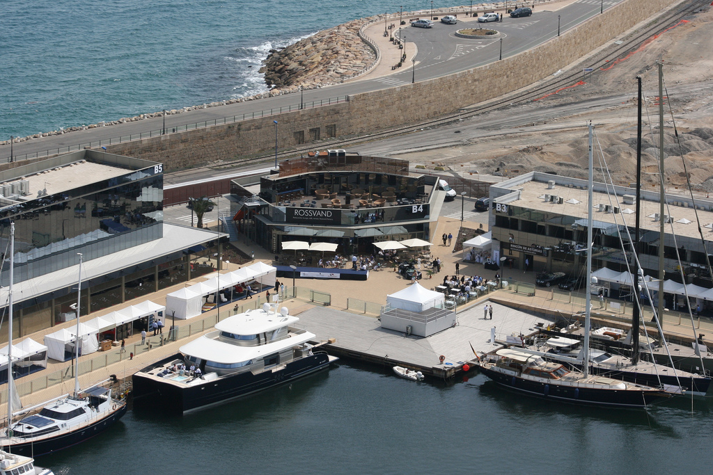 Helipuertos / Heliports: Helispuerficie en Port Tarraco, Tarragona