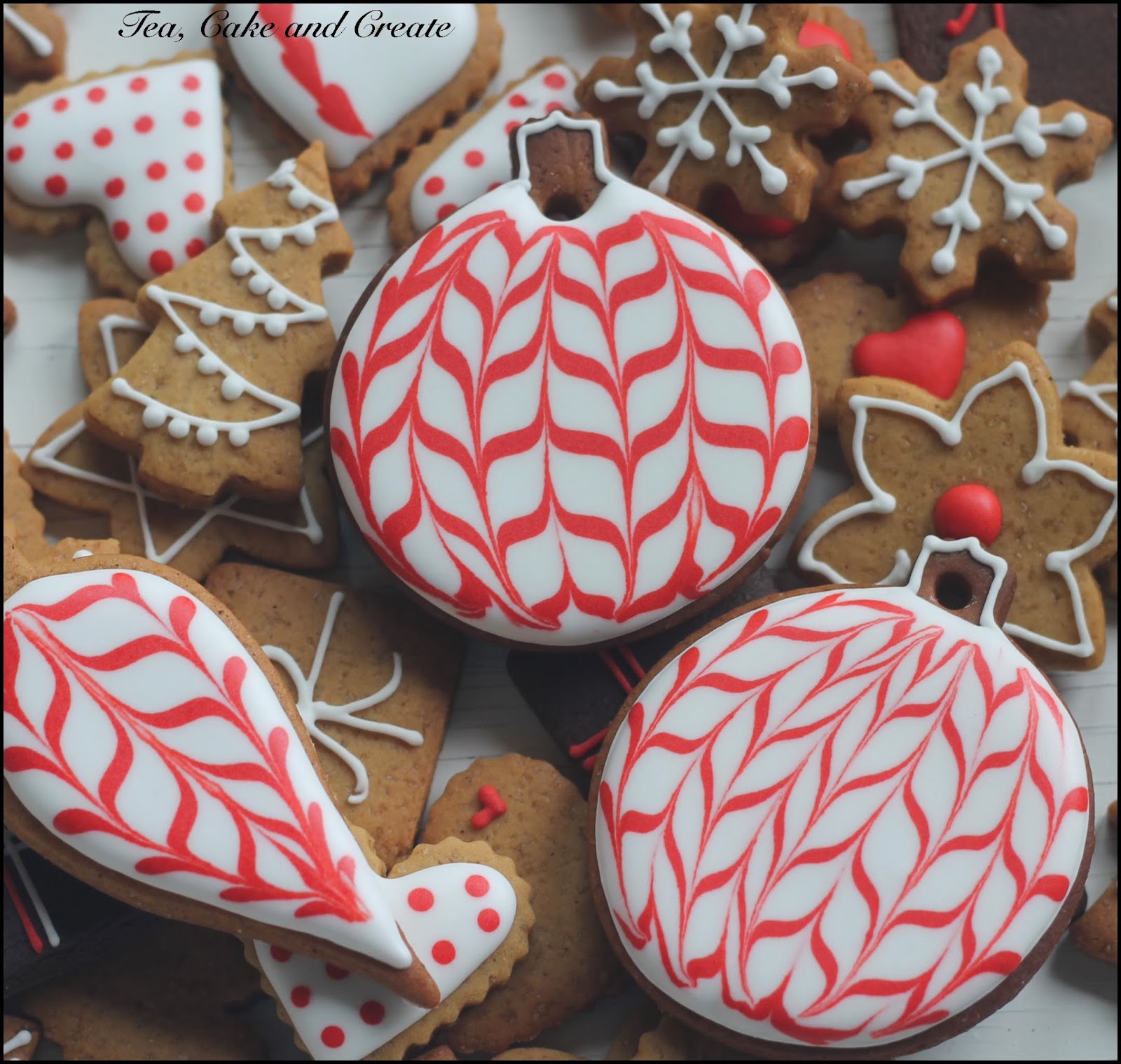 Tea, Cake & Create: Marbled Christmas Bauble Cookies