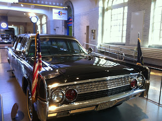 Two Traveling Beans: Presidential Cars