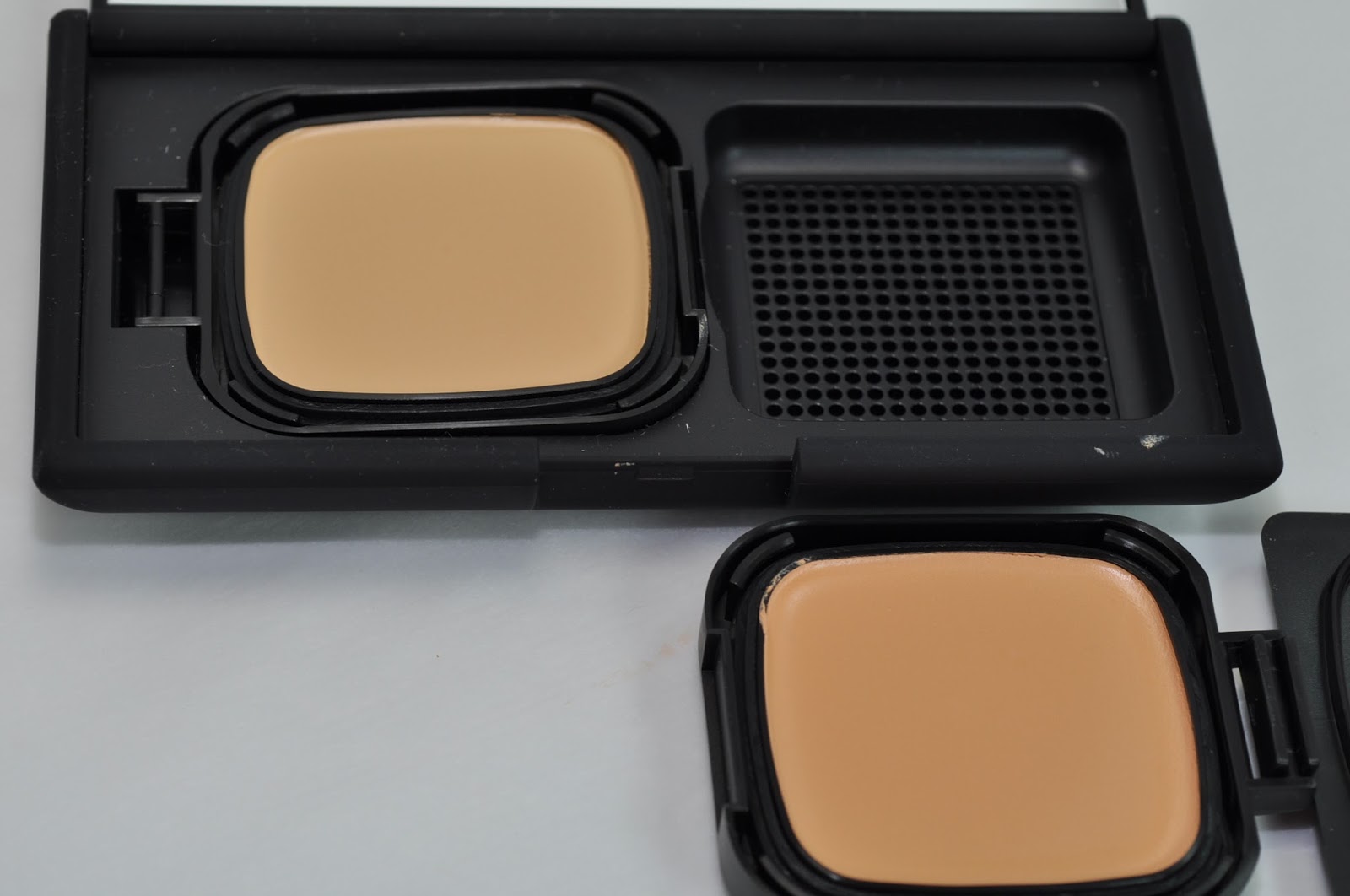 NEW NARS Radiant Cream Compact Foundation Swatches, Look, Review - The ...