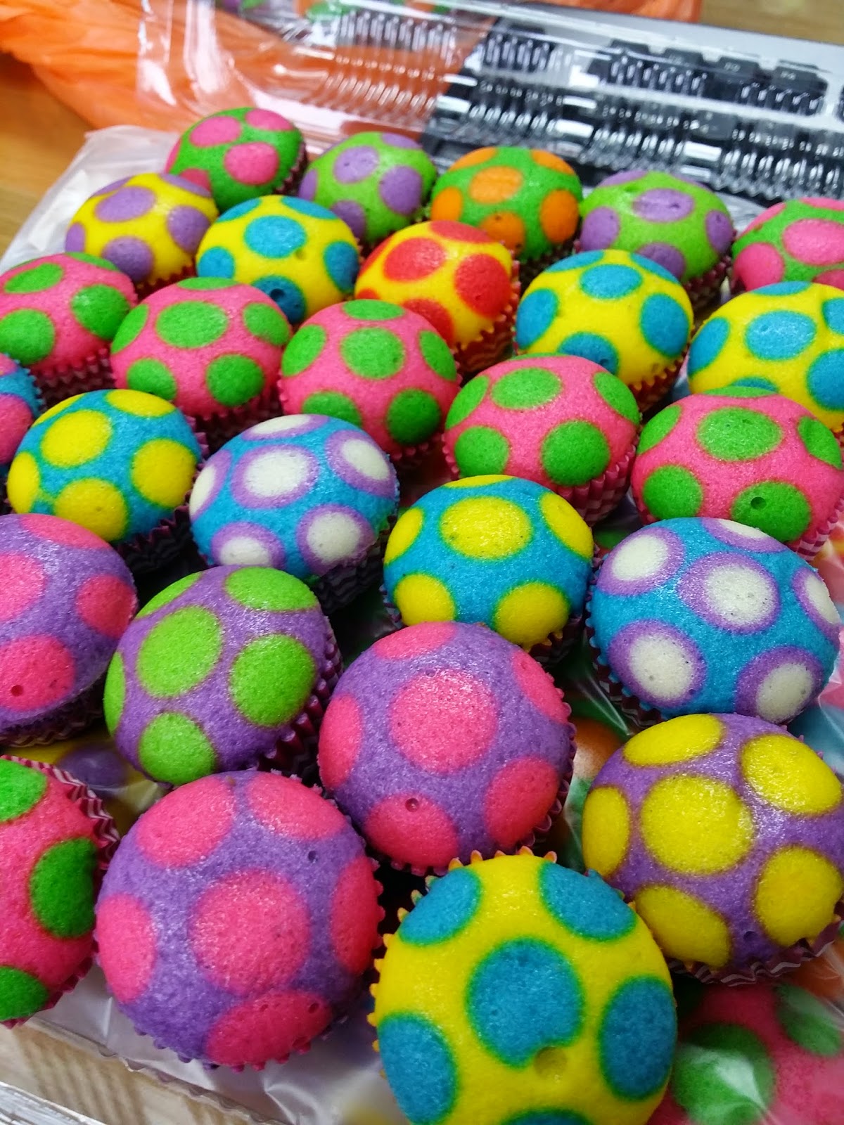 Farhan Emily In The House : Apam Mini Polkadot