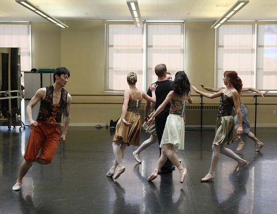 Dance to the Piper: April 2012