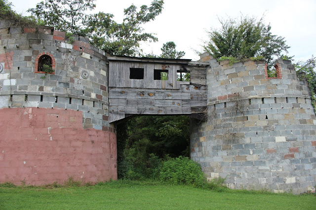 Cumberland Gal: Greenback Castle 2018