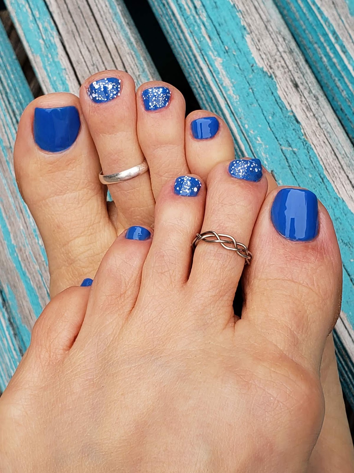 Summer Nail Polish Colors: The Zoya Barefoot Collection Summer 2019 ...
