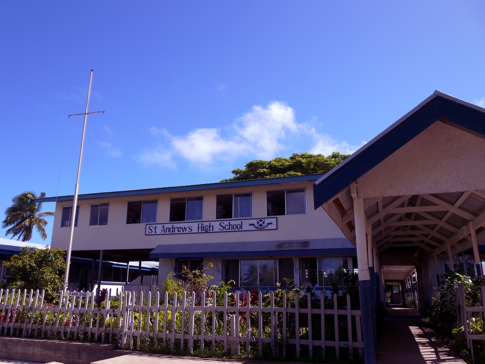 TONGAroll: Tonga College & St. Andrew's の巡回教育