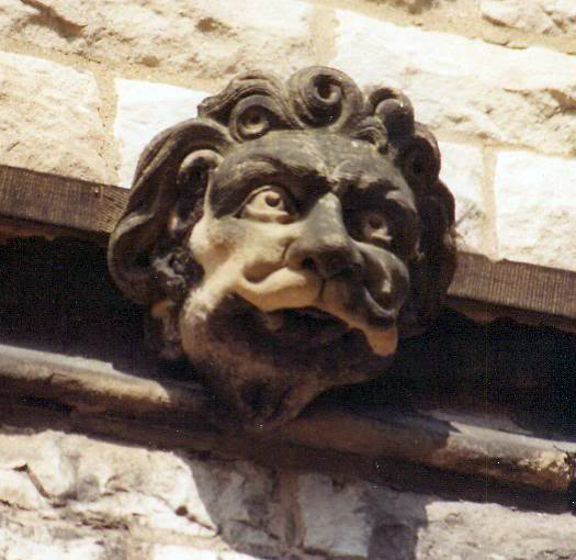 nailhed: Working Gargoyles