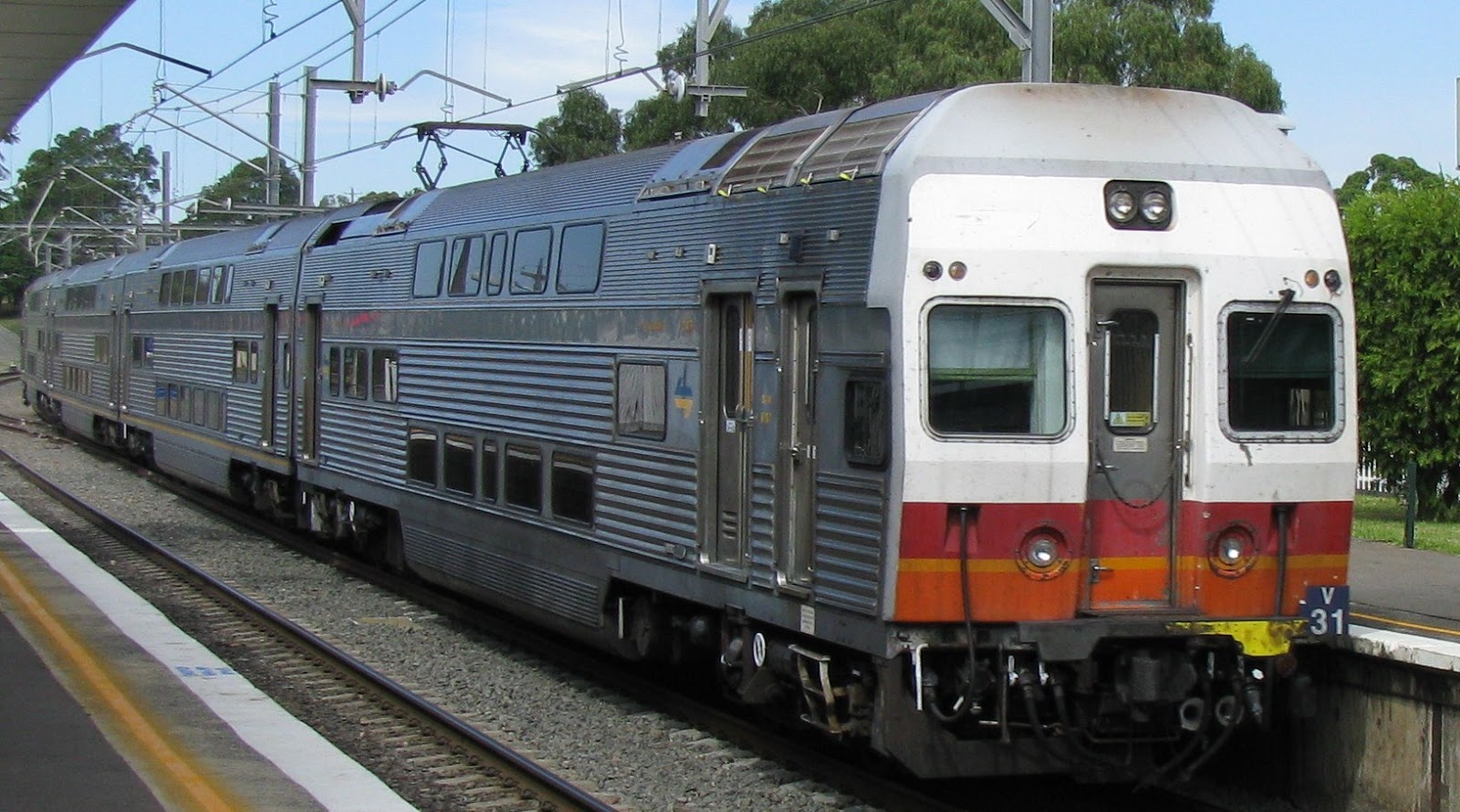 rusted2therails: Cityrail/Sydney trains passenger trains