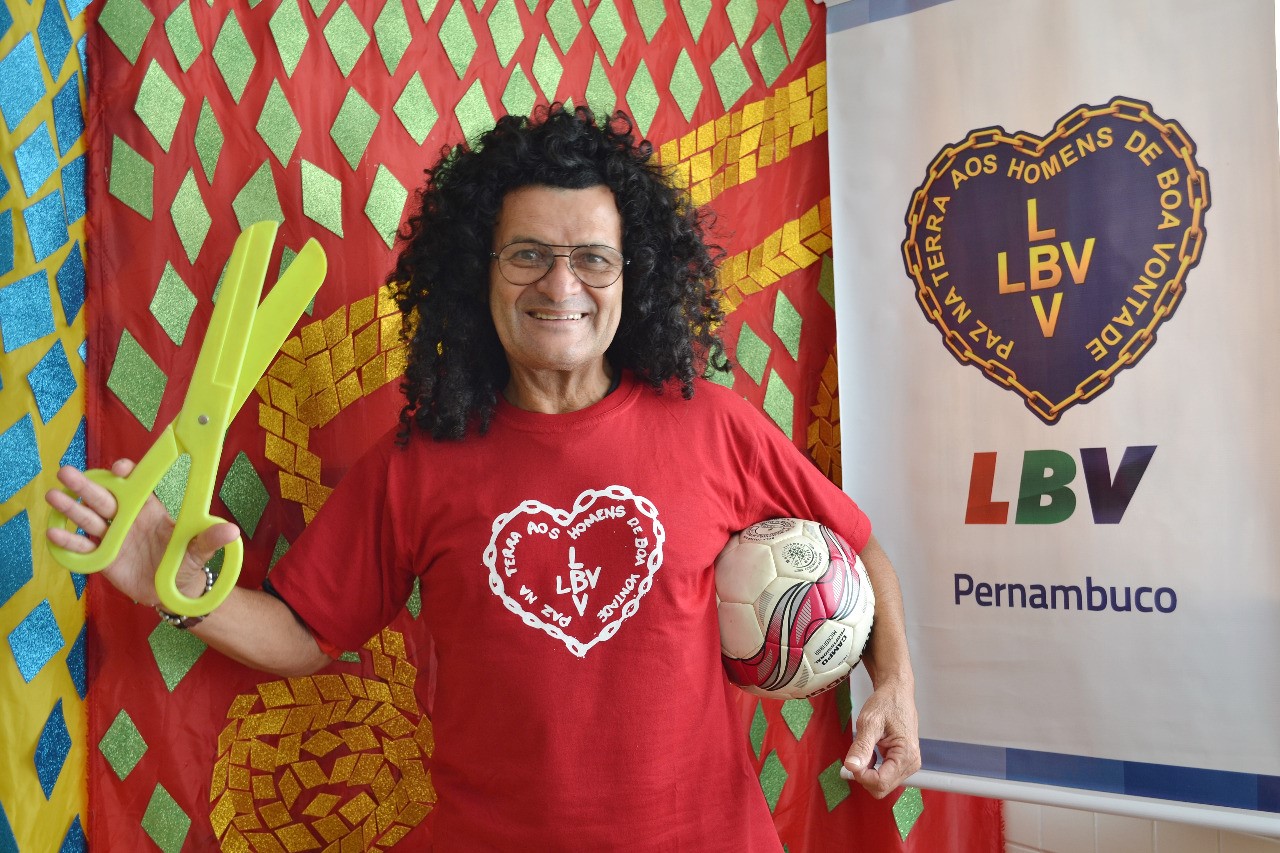 Taís Paranhos: Mauro Shampoo veste a camisa da Campanha Natal ...