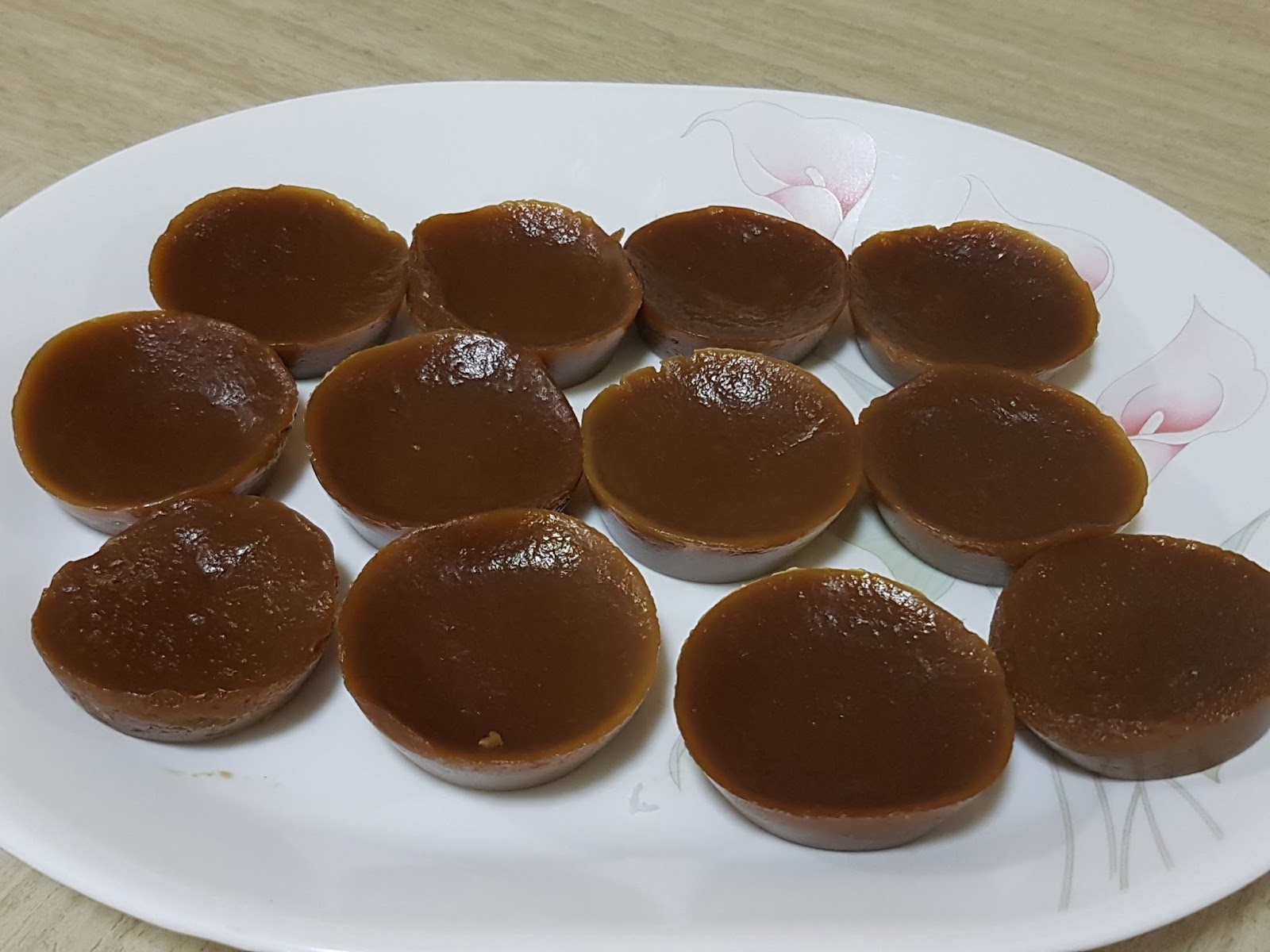 Kasher's Kitchen: Kutsinta (Kutchinta or Cuchinta)