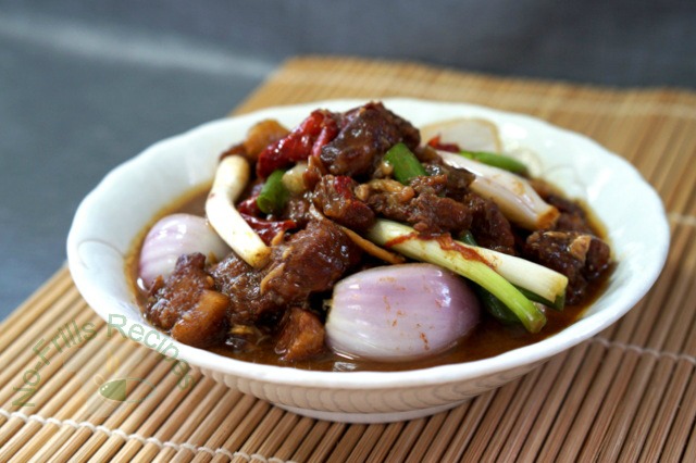 Salted Fish with Pork Belly ~ 咸鱼花腩