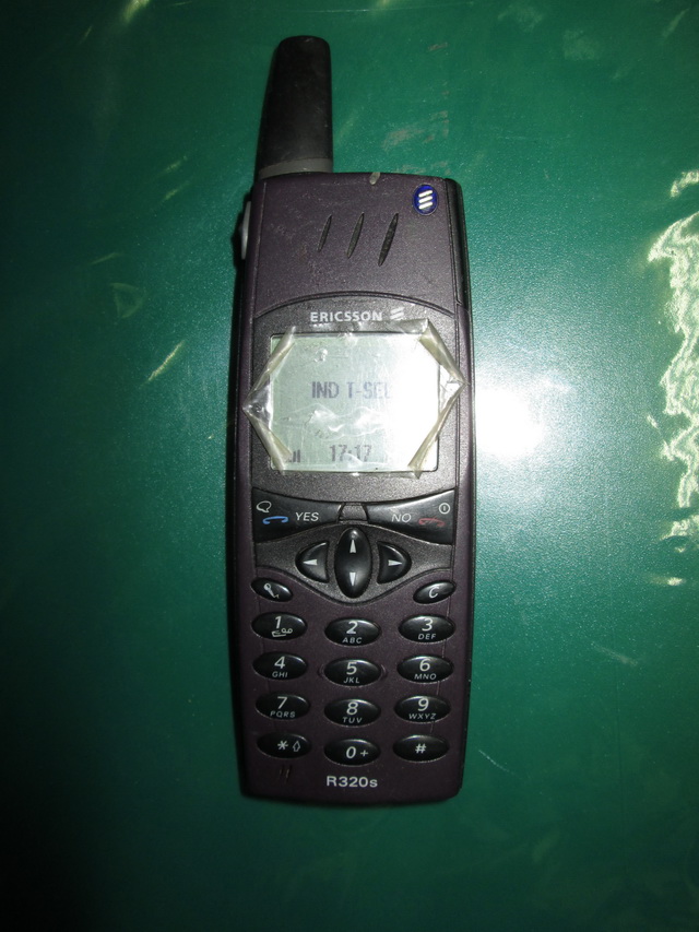 CNC virtual: Jual: Ericsson jadul R320, kolektor item