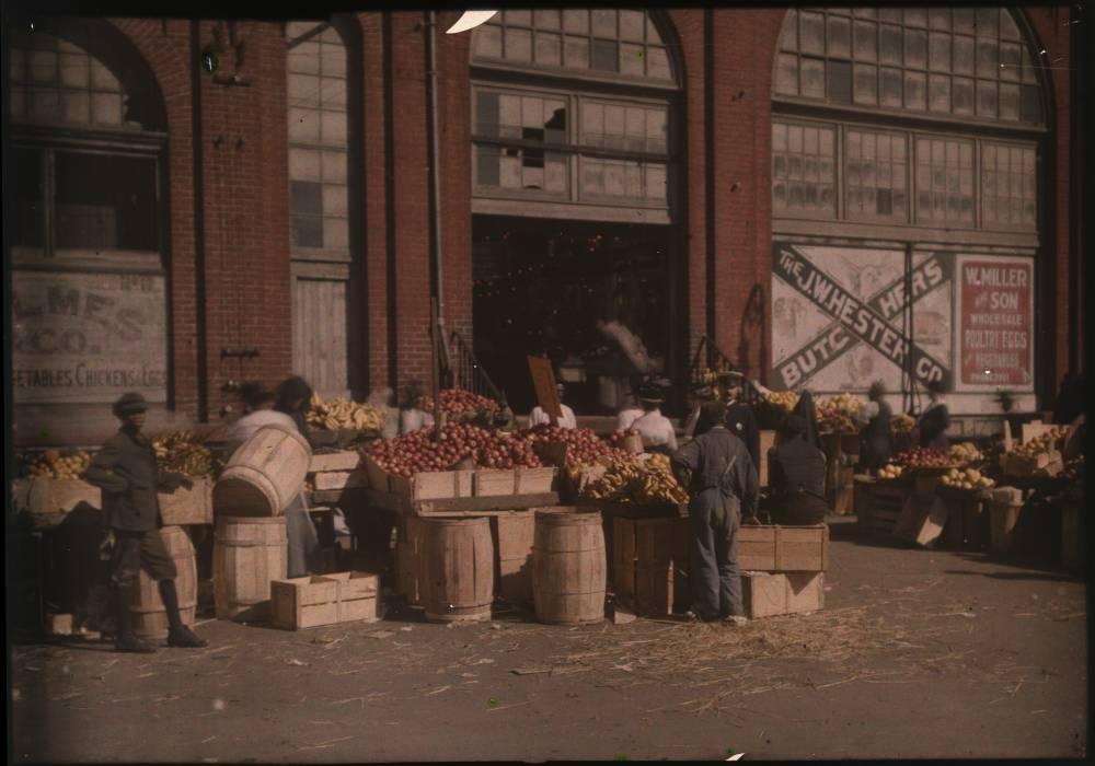 The Early 20th Century through the Eyes of Autochrome