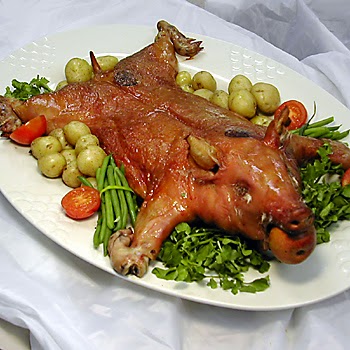 Spanish Bar Singapore: How to Make Spanish Suckling Pig More Delicious