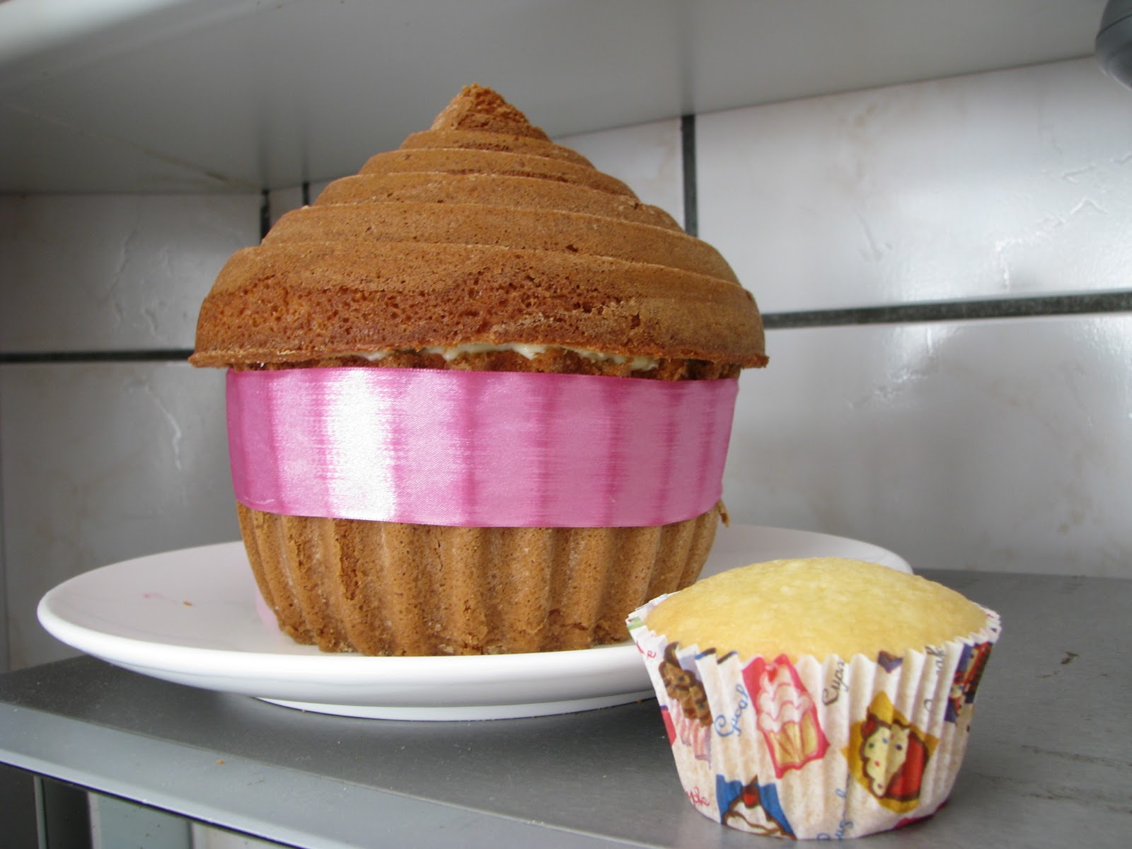 Cupcakes da Anita: Cupcake Gigante!