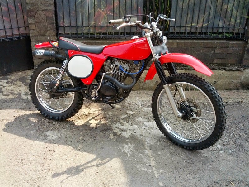 Gl 100 Modif - Foto Modifikasi Honda GL 100 K 82 Merah / We did not ...