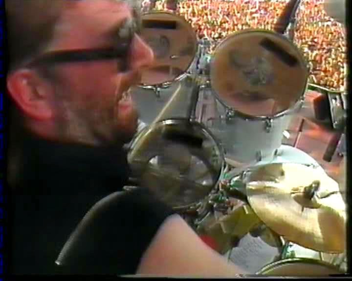 Roni & Nazareth: Darrell Sweet:Ex-Naz-Bateria