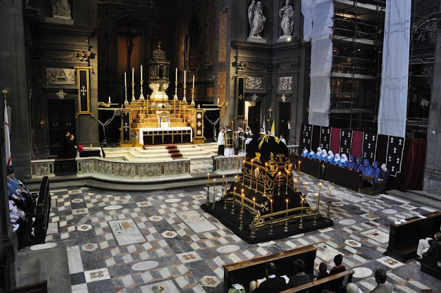 Sacristy Tips: Constructing a Catafalque for the Requiem Mass ...