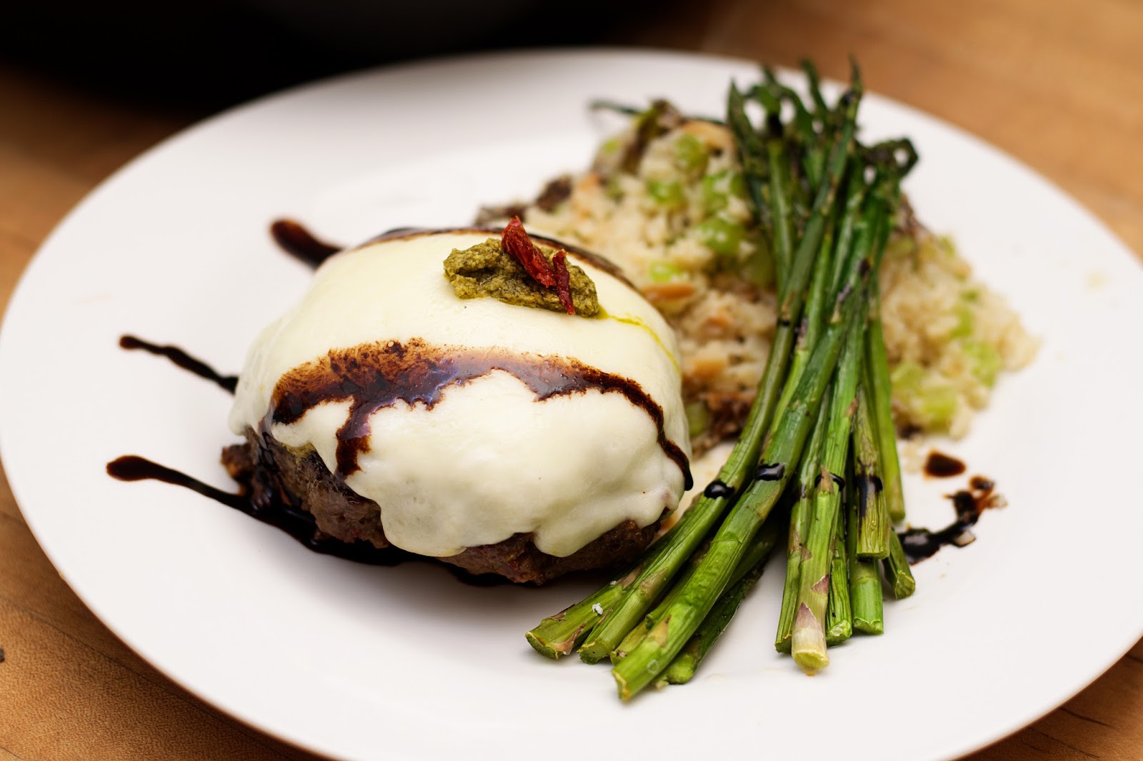 Caprese Beef Patties w/a Balsamic Glaze Recipe - The Kitchen Wife