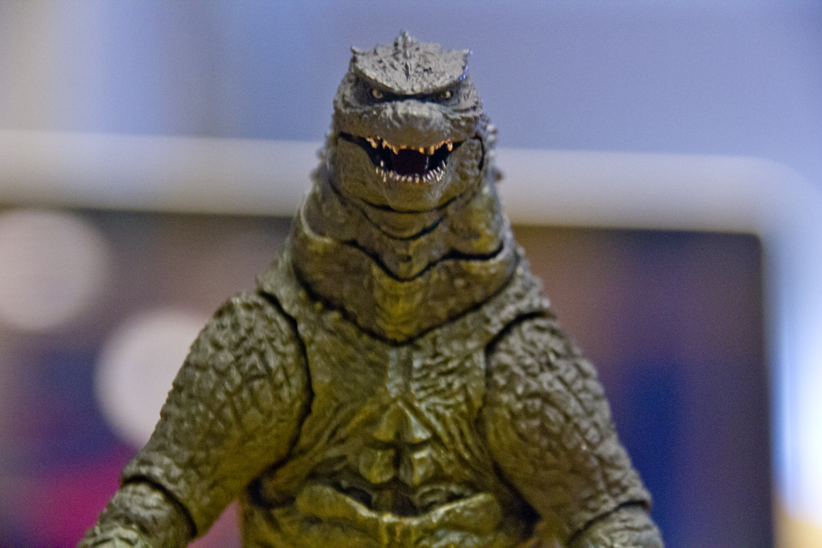 The Kaiju Planet: SPECIAL EARLY-BIRD REVIEW - S.H. MonsterArts Godzilla ...