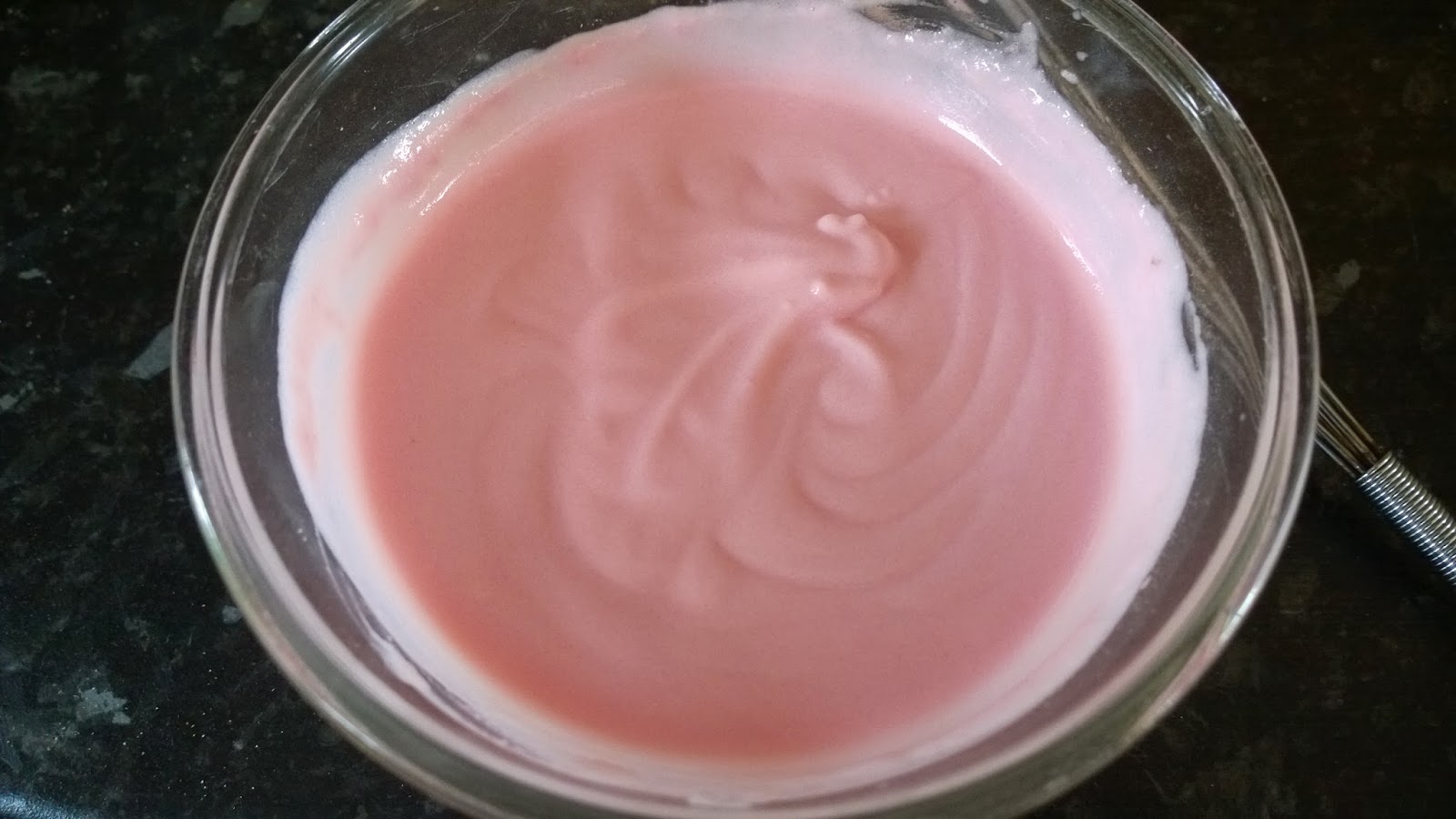 Lola and Finn's mum: Angel Delight - not just for pretty sundae glasses ...