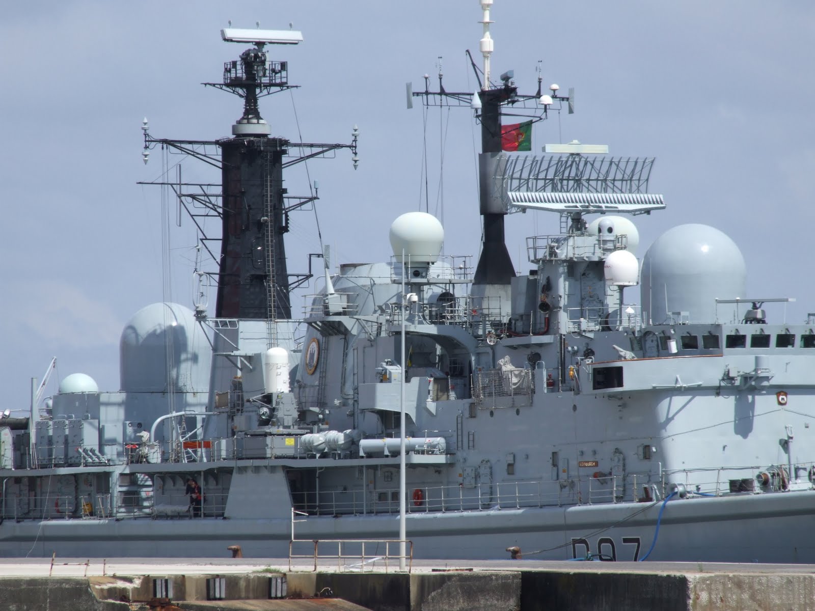 BARCOS+NAVIOS: D97 HMS EDINBURGH