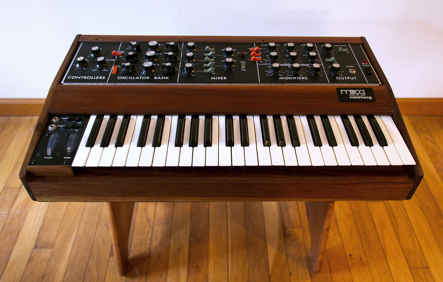 MATRIXSYNTH: 1970's Moog Minimoog Model D with Moog 1125 Sample & Hold