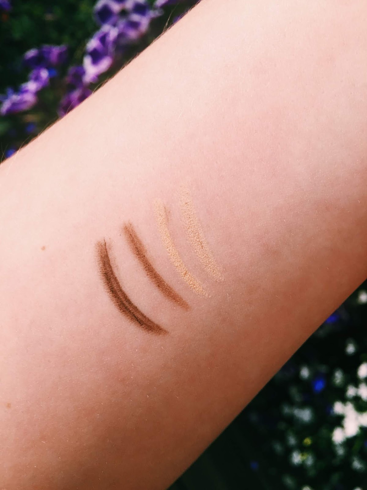 Benefit Brow Pro Contour Pen Review | Molly