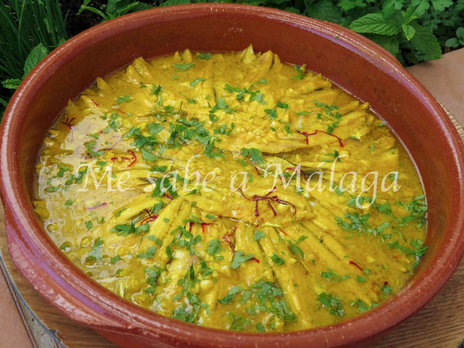 Me sabe a Málaga: Cazuelilla moruna de boquerones