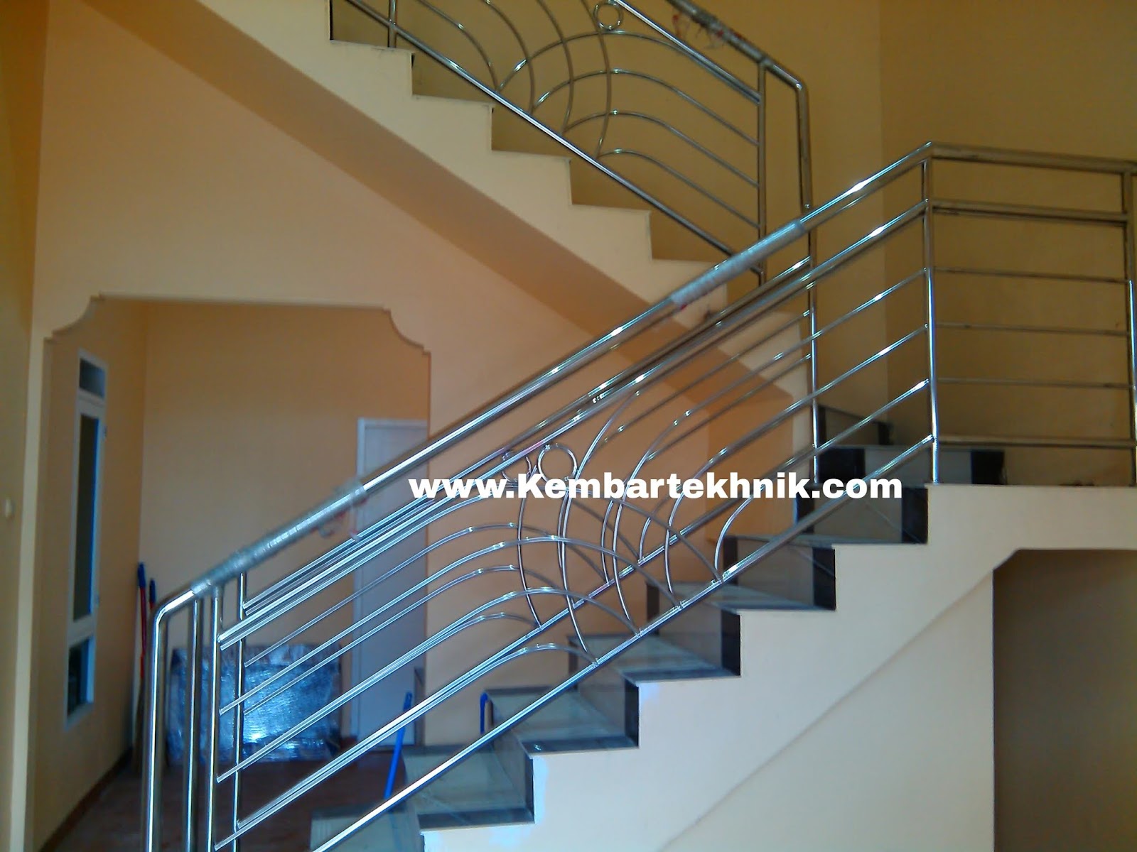 Spesialis Railling dan Balkon Stainless