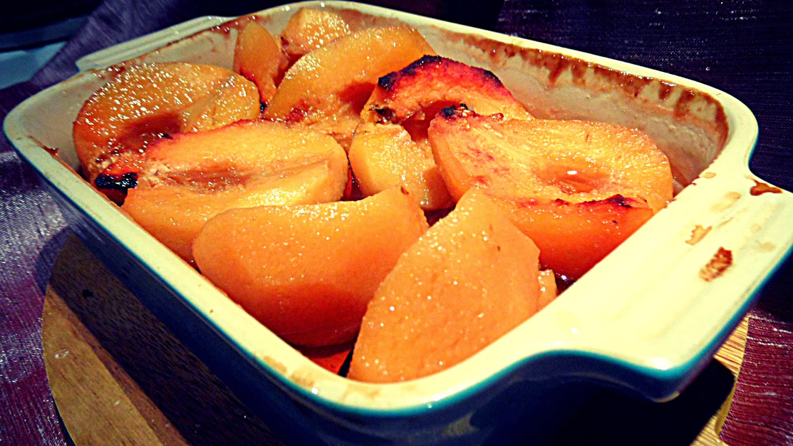 Chez Maximka: Roast quinces with vanilla syrup