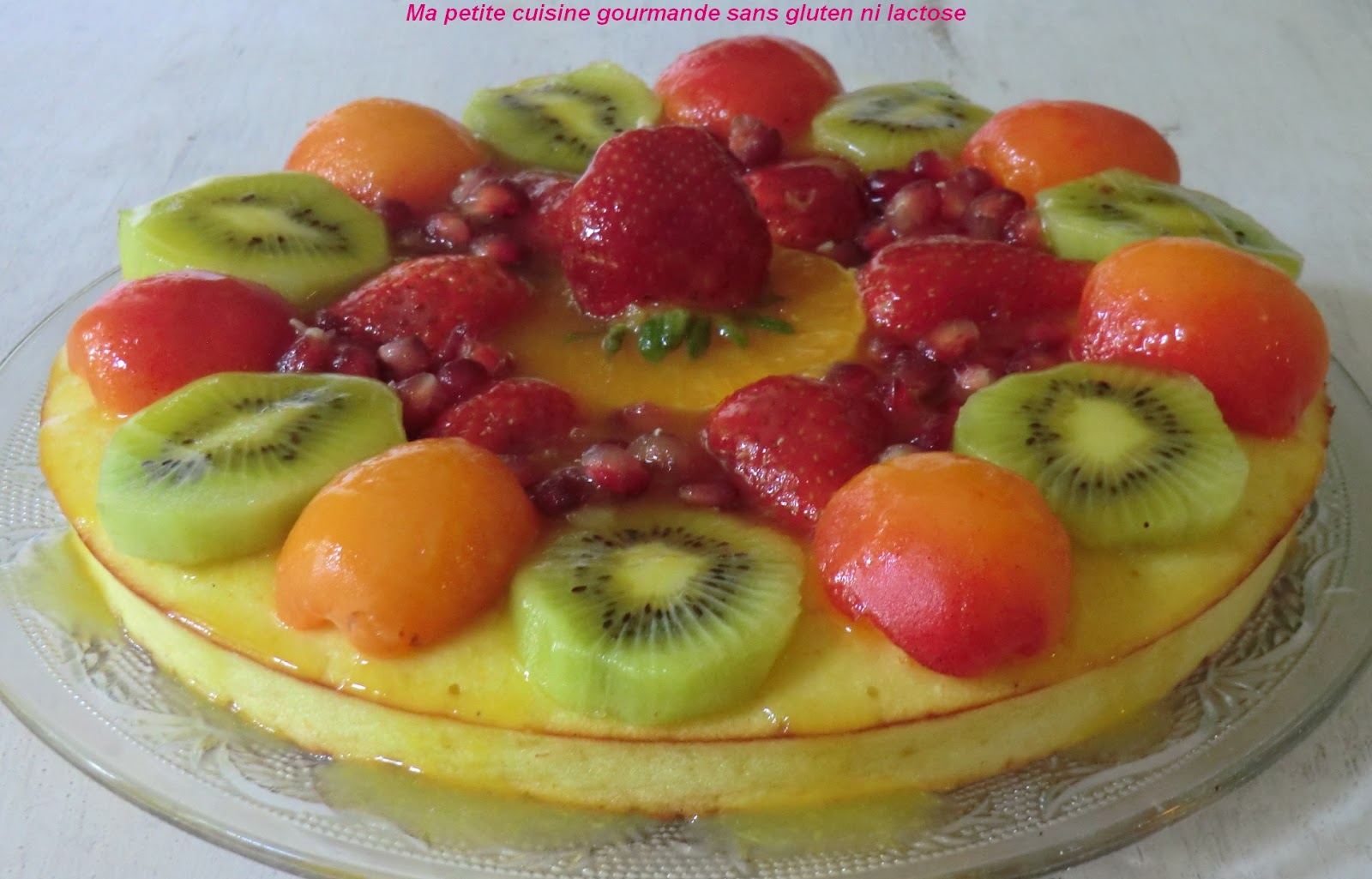 Gâteau à l'orange, à la noix de coco et aux fruits sans gluten et sans ...