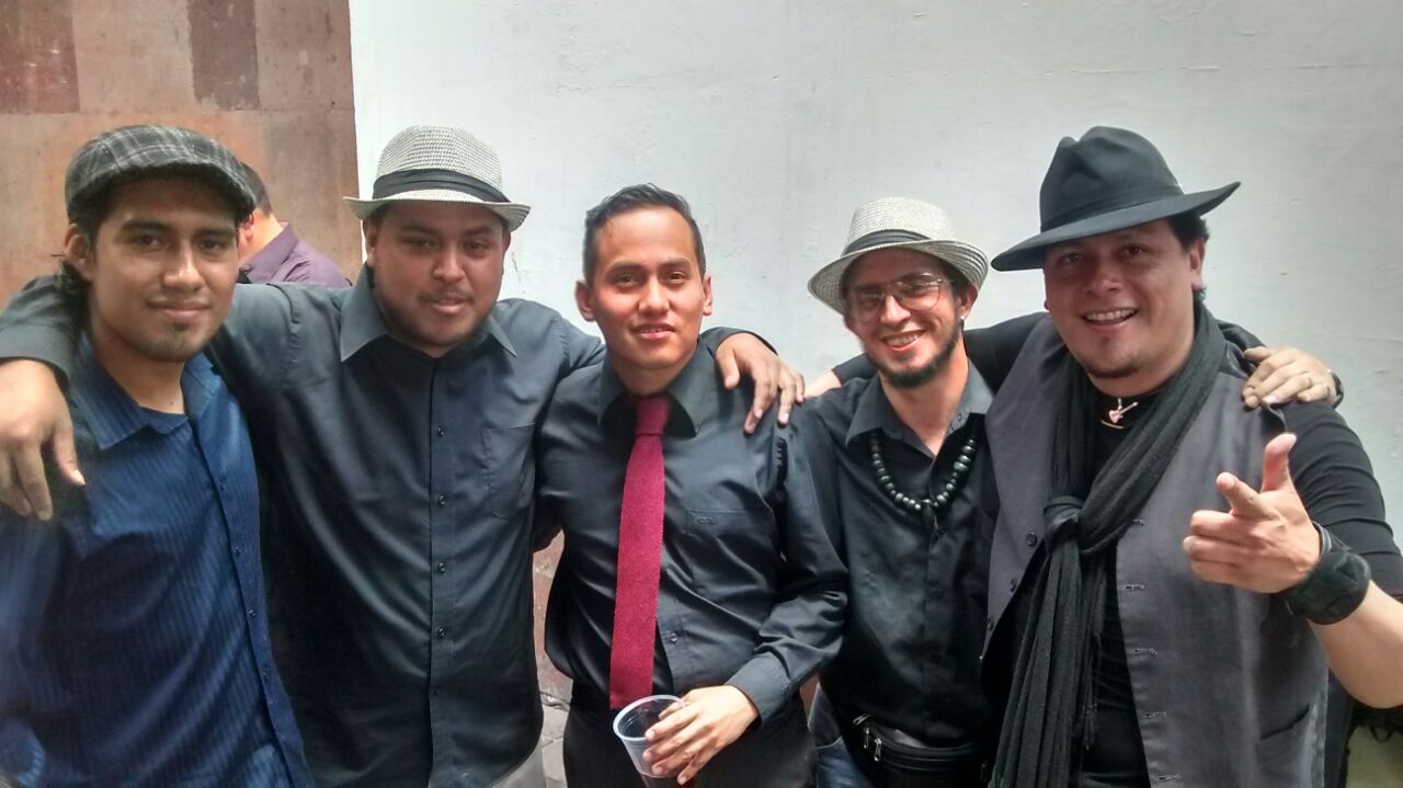 Colectivo "El Cerrojo": El Cerrojo