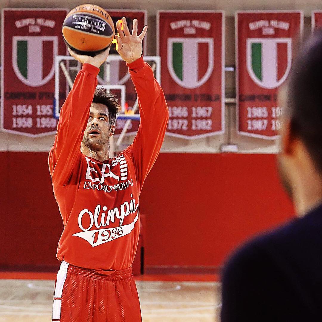 INSTAFAVES : BRUNO CERELLA (BASKETBALL PLAYER) - ARGENTINEMEN