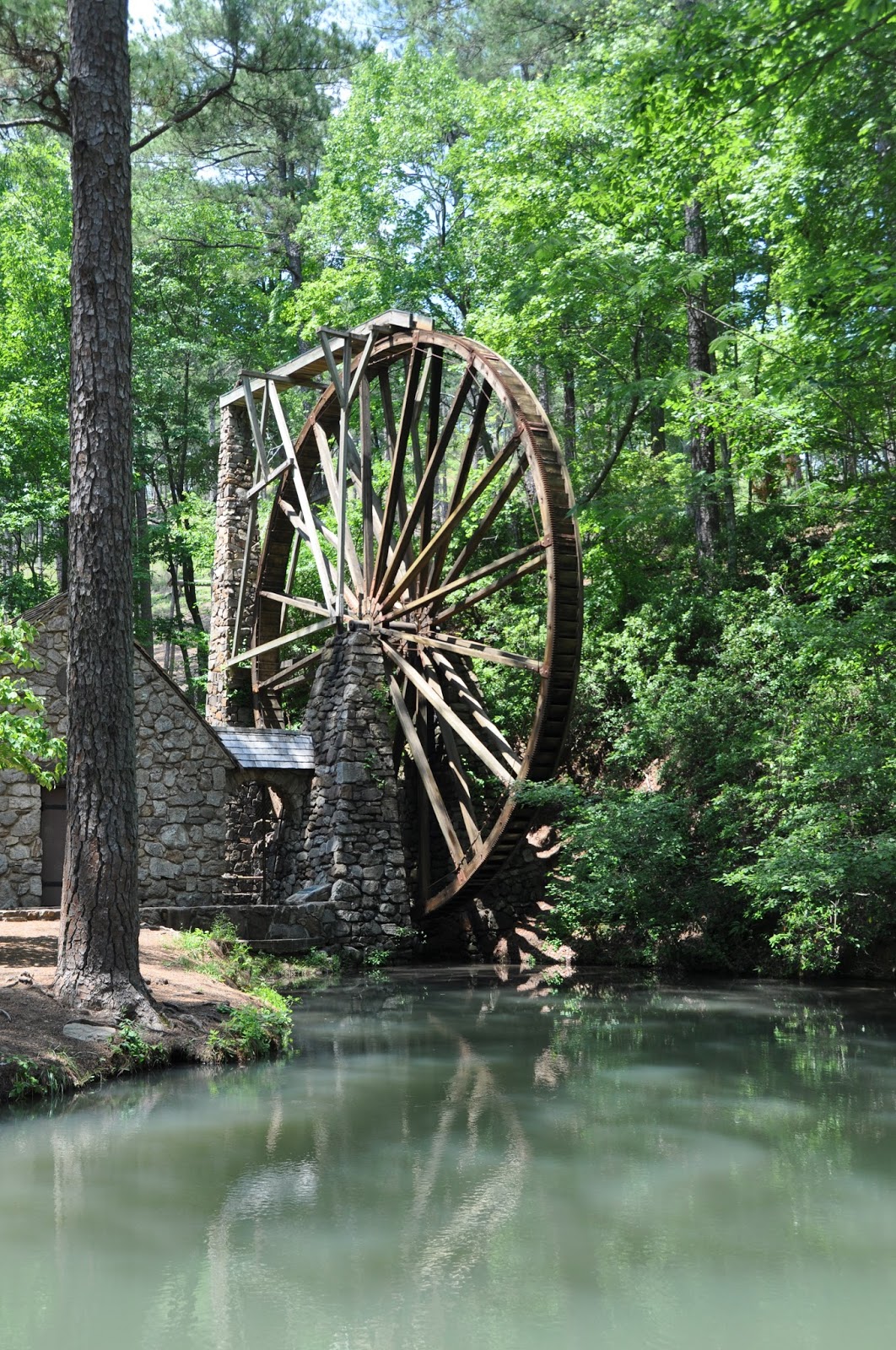 Picture Postcard Memories: Berry College