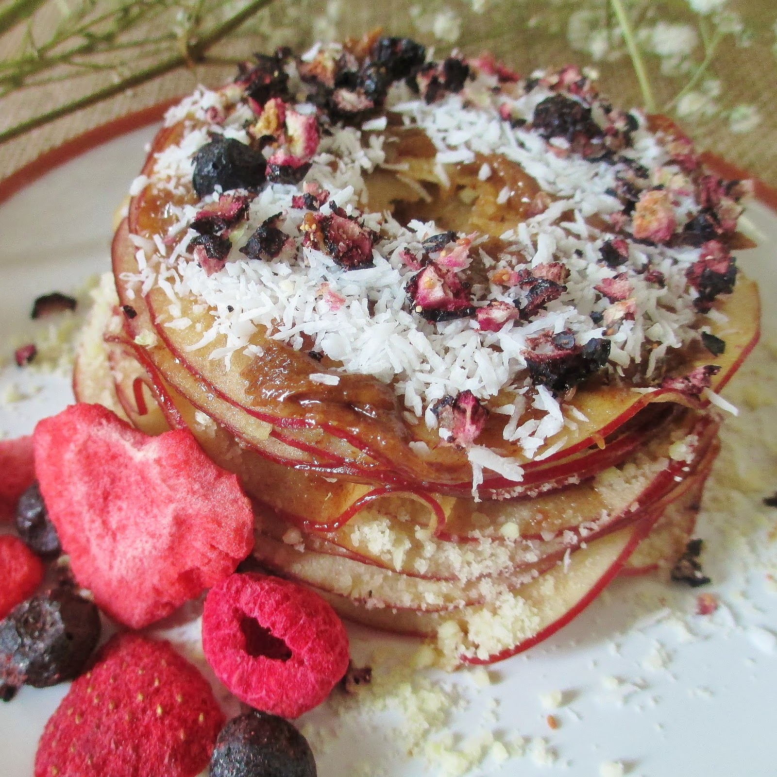 Rawdorable: Celebrate the 4th w/a Raw Apple Pie Cronut