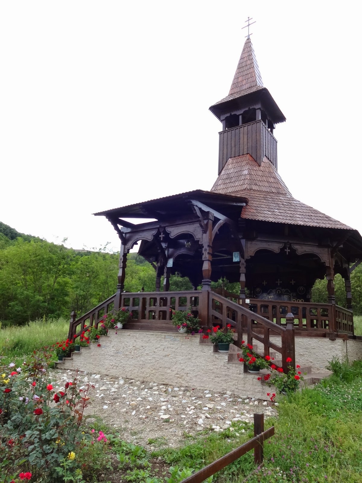 Manastiri din Romania: MANASTIREA BALAN,JUD SALAJ