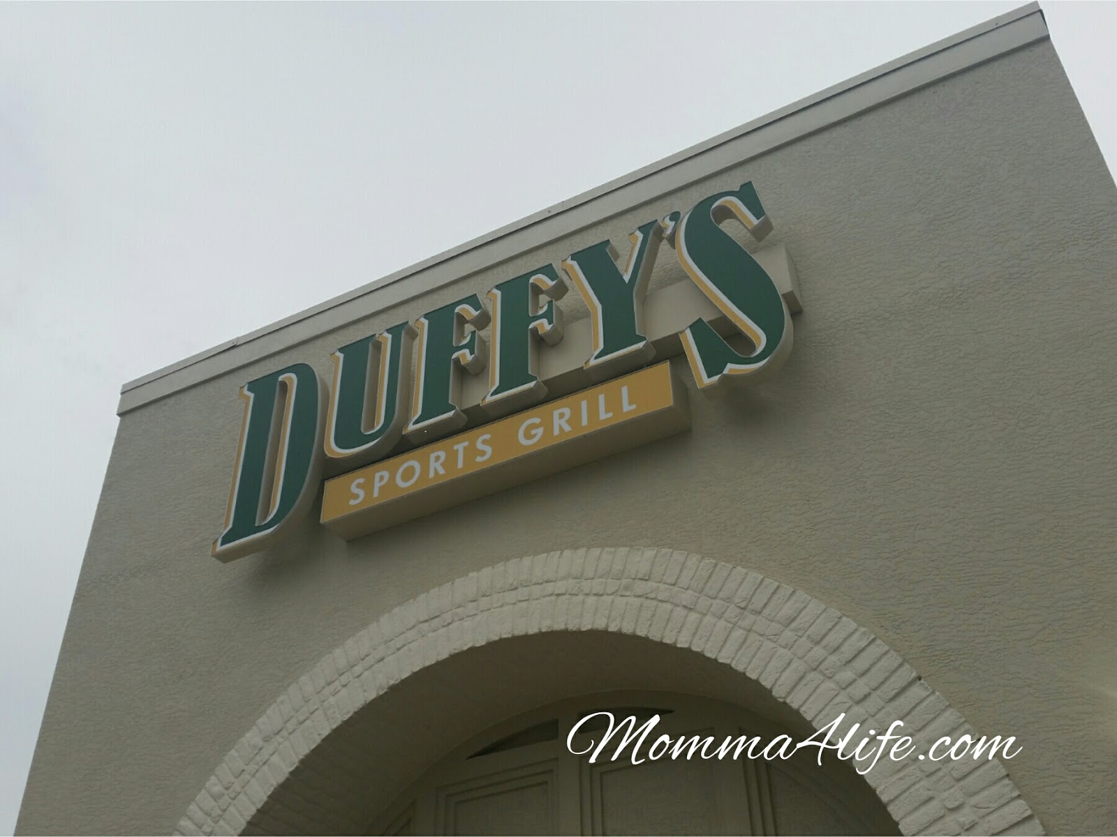 Duffys Sports Grill Tasting and Review - Momma4Life
