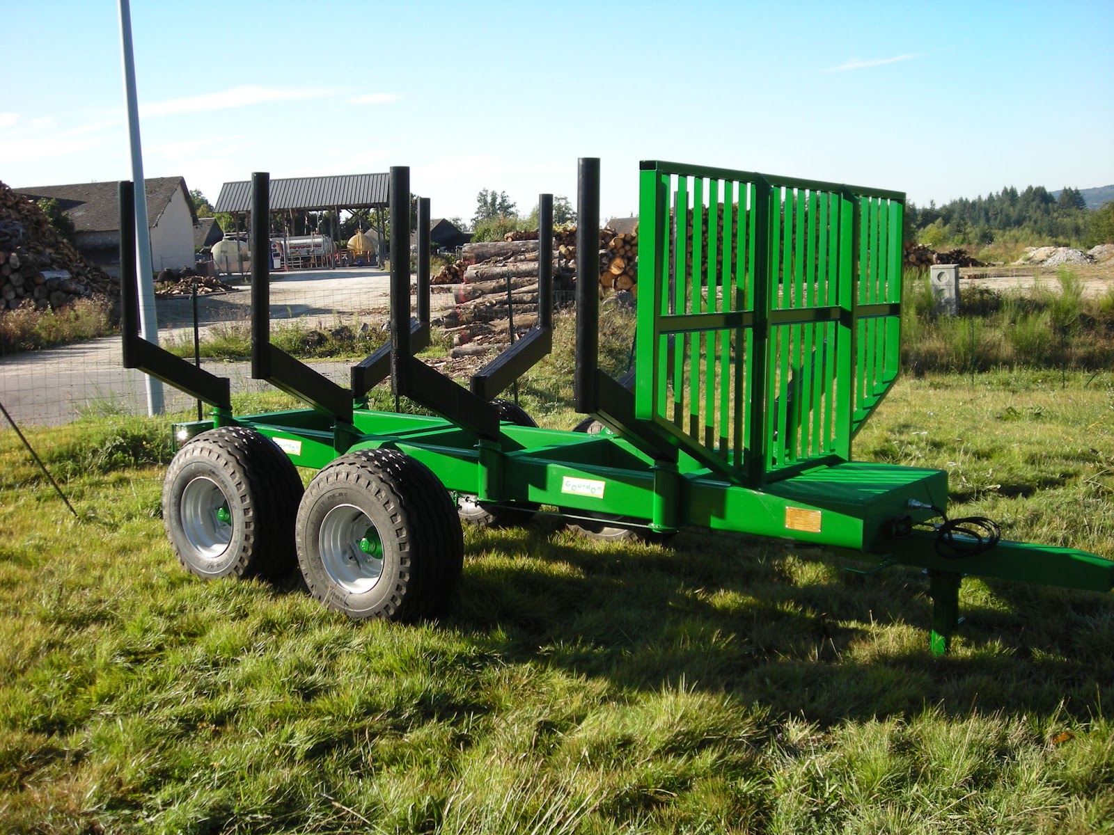 Mécanisation forestière / forestry mechanization: Remorques forestières ...